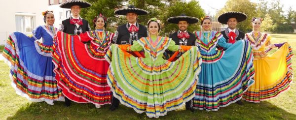 Baila México - mexikanische Tanzgruppe | Gebrüder Schmid Zentrum
